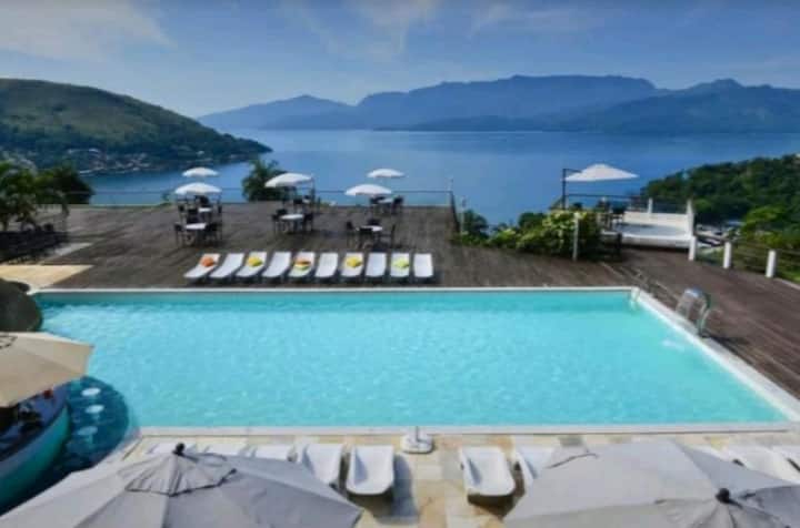 Suíte Portogalo Hotel Até 4 Pessoas - Angra dos Reis