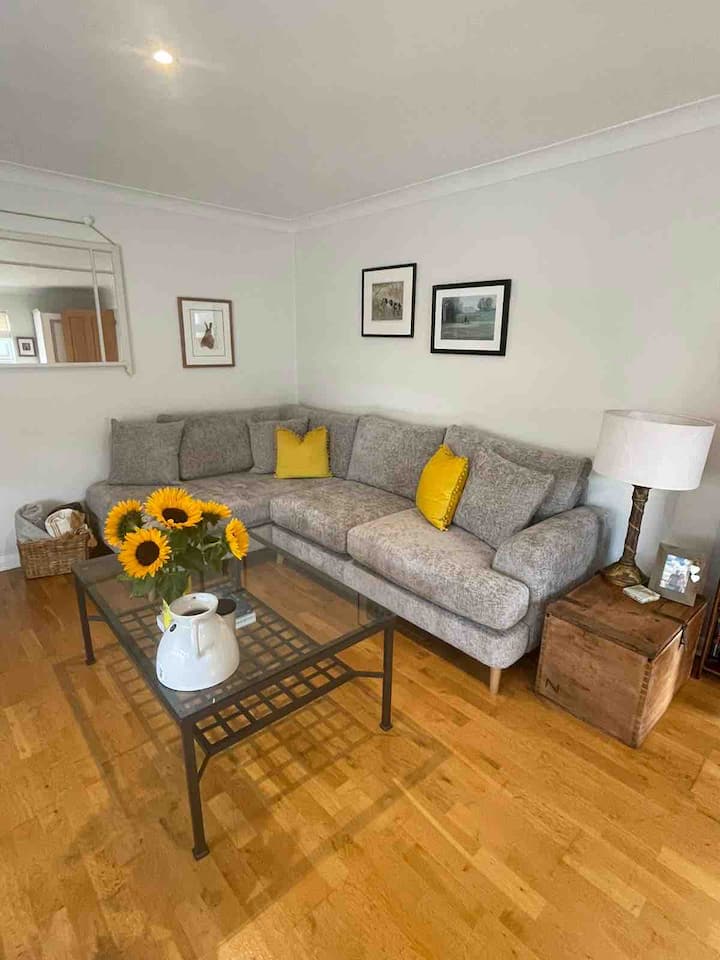 Light And Airy Double Bedroom Close To Beach - Pagham