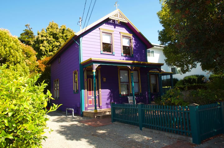 Elegant 2bd Victorian Steps To Beach & Boardwalk! - Santa Cruz, CA