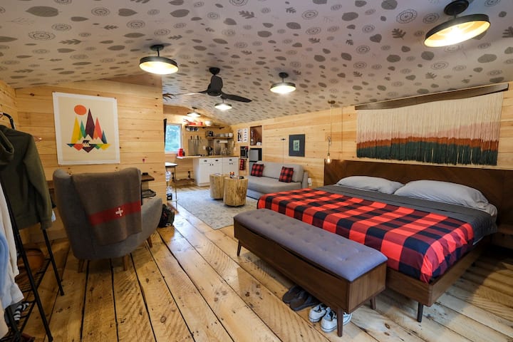 Neu renovierte Scheune mit modernem Campy Vibes - Scheunen zur Miete in ...