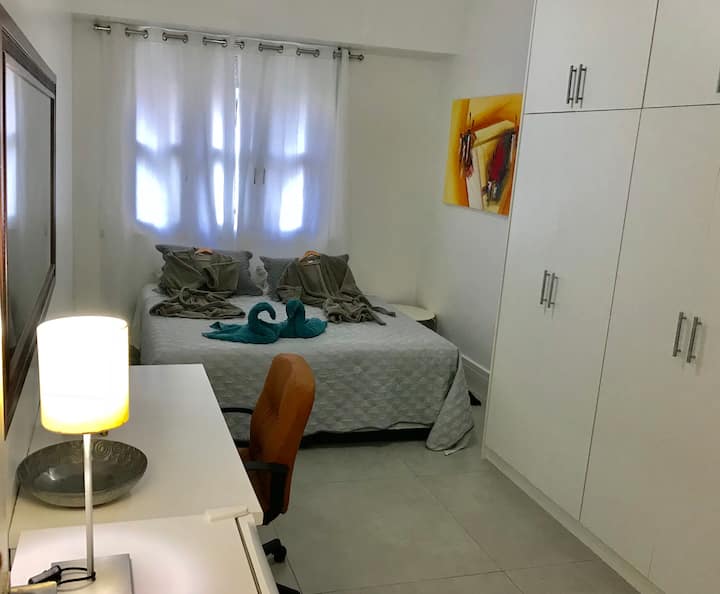 Copa Only Share Rooms Up To 9 Guest - Copacabana