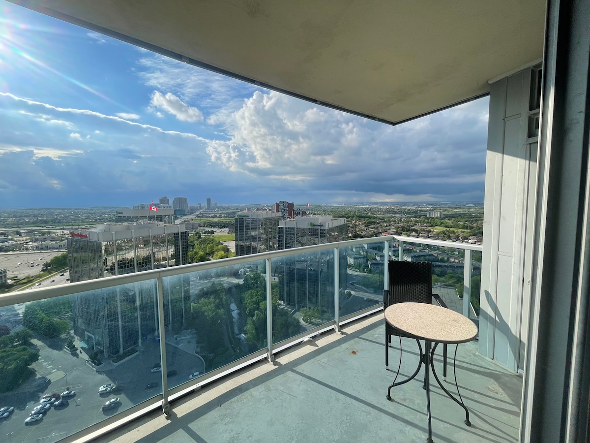 Toronto Condo Vacation Rentals - Canada | Airbnb