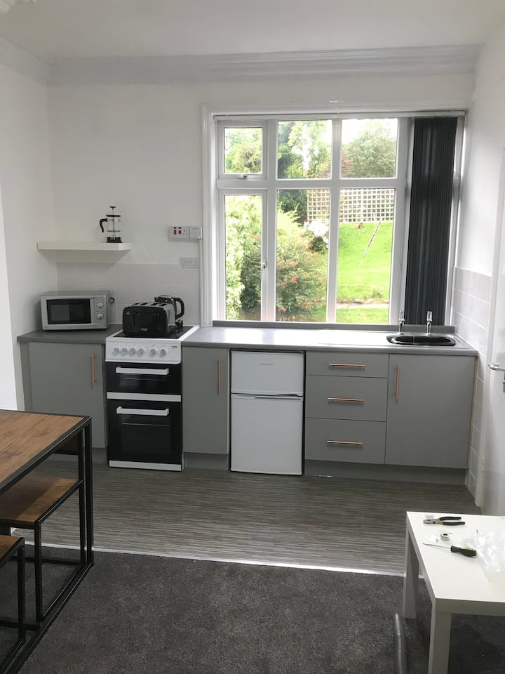 Great Value 1 Bedroom Flat Wi-fi - Scarborough