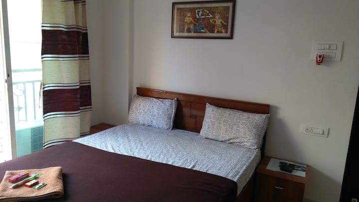 Studio Apart With Private Entrance In6bhkbungalow - Thane