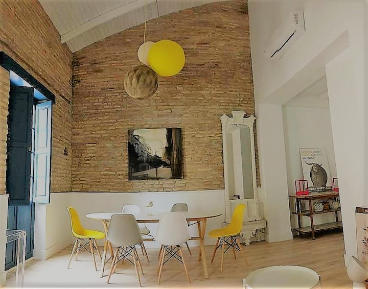 2 Balconies In Beautiful Historic House Casa Lola - Malaga
