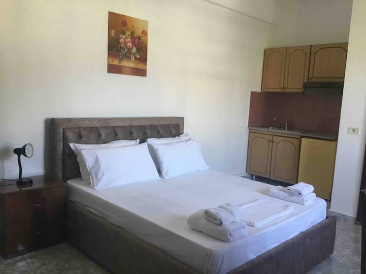 Vila Sara - Private Double Room 2 - Albania