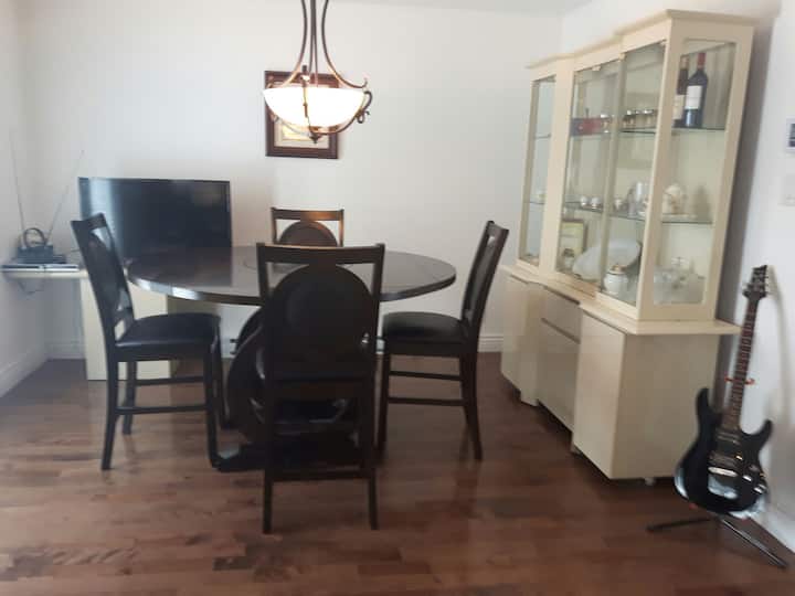 Belle Grande Chambre Privée(2) À Louer - Mirabel
