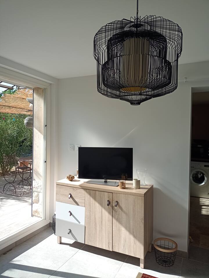 Appartement Avec Jardin, Climatisation, Rénové - Pernes-les-Fontaines
