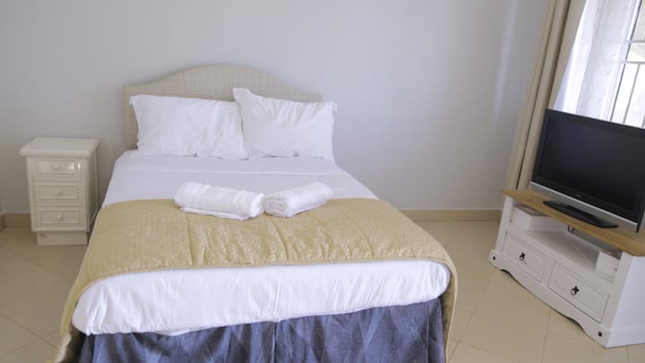 Kaz Breeze Gardens, Busabaala - Kampala