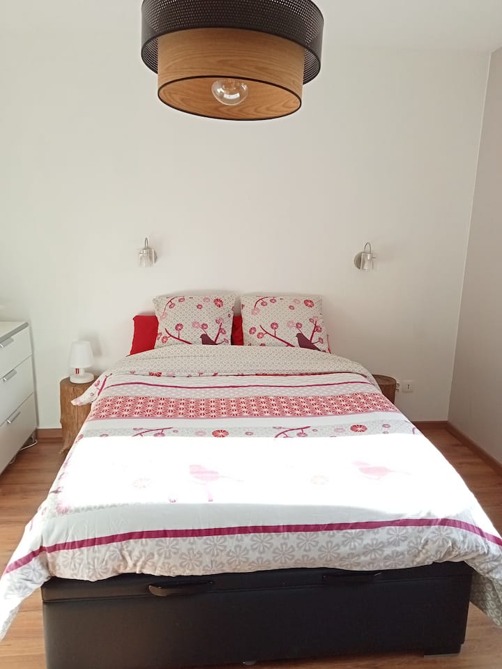Chambre Privée Dans Maison - Limonest