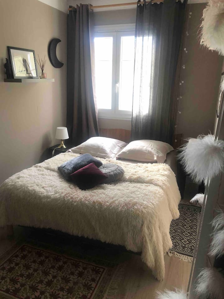 Agréable Chambre D'hôte, Parking, Jardinet. - Nice