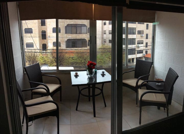 Large Apartment In A Superb Location! - Amman