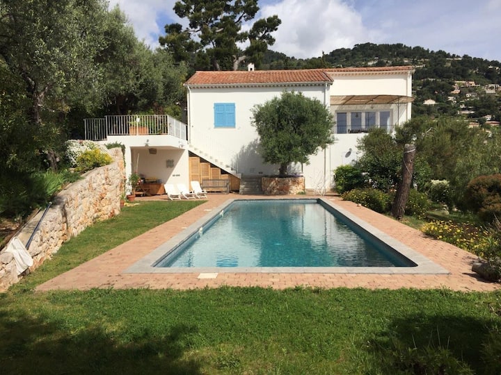 Entre Monaco/ Italie Superbe Villa Piscine Vue Mer - Menton