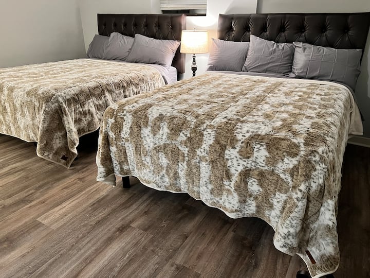 Padre Pio Suite-long Term Discounts - Spring Valley Beach, Blountsville