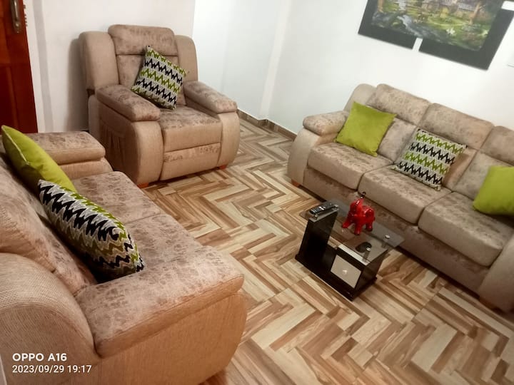 Edificio De 6 Pisos  Con 5 Apartamentos - Huaraz