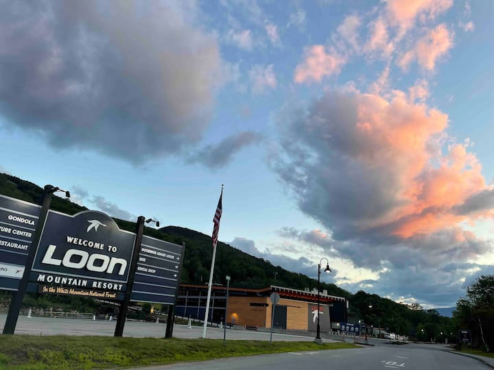 On Loon Mountain - Newly Renovated Townhouse - Loon Mountain, NH
