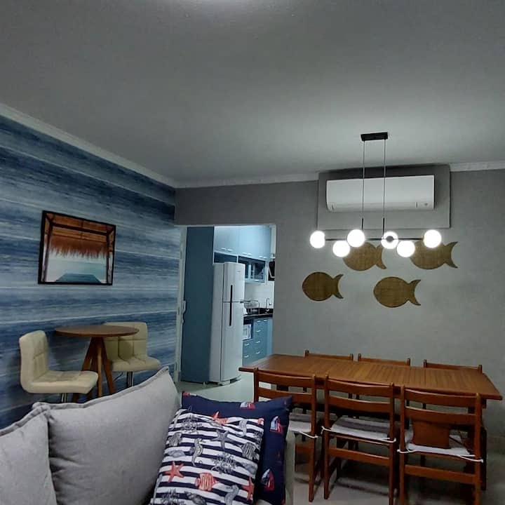 Apartamento Com Linda Vista, à 50 M Da Praia. - Guarujá