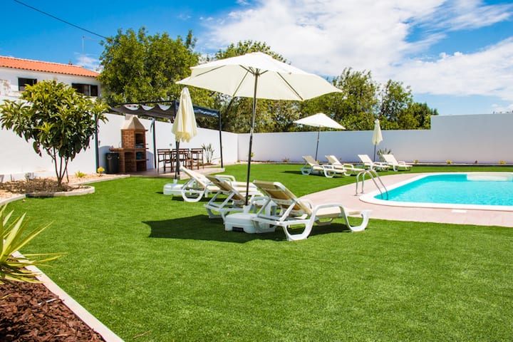 Apartamento C/ Piscina ÁGua Salgada E Bbq - Boliqueime