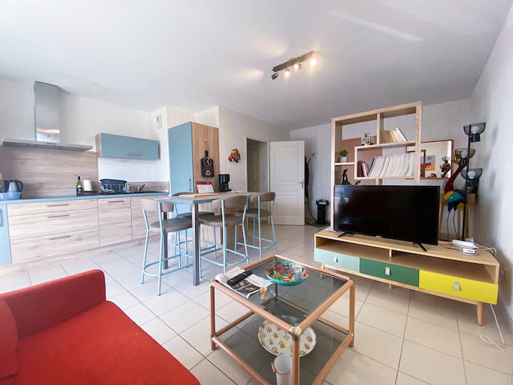 Appartement Cocooning Avec Balcon, Parking - 迪戎