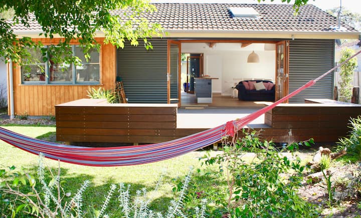 Tui Cottages - House+cottage - Close To Beach - Bundeena
