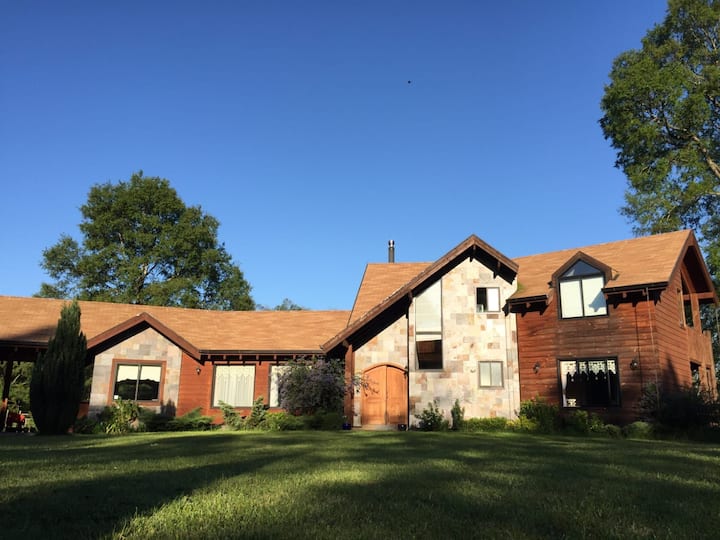 Casa De Campo En Exclusivo Condominio De Parcelas - Villarrica