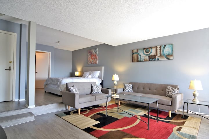Brilliant Hollywood Studio-fully Furnished - Los Angeles