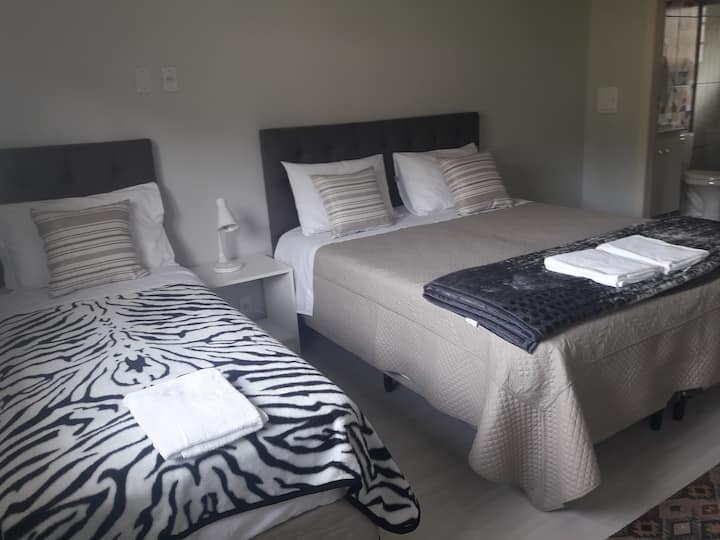 Apartamento 8 Sueli. Gramado Para 3 Hóspedes. - Gramado