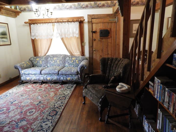 Raspberry Briar Cottage - Tennessee