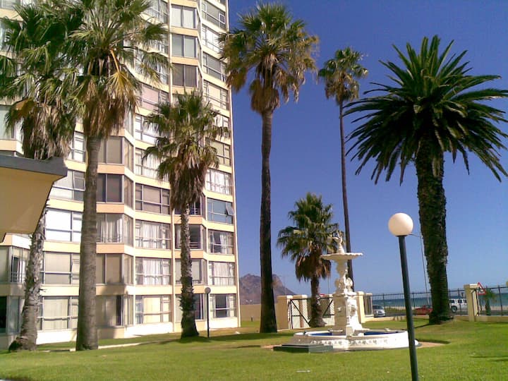 Strand On Sea Beachfront, Superb Sea Mountain View - Somerset West