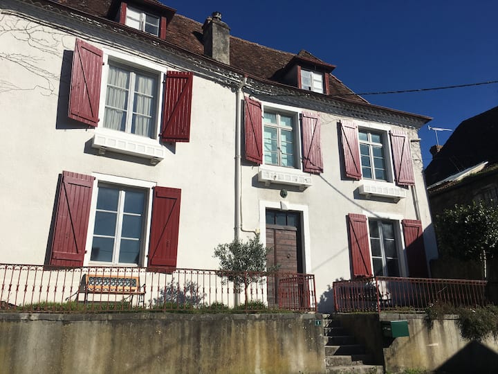 Charming Bearnaise Home In A Mediaeval Village - Salies-de-Béarn