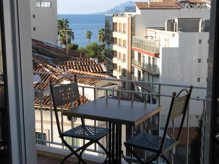 Grand Appart Face Mer - Big Apt Sea View + Garage - Cannes