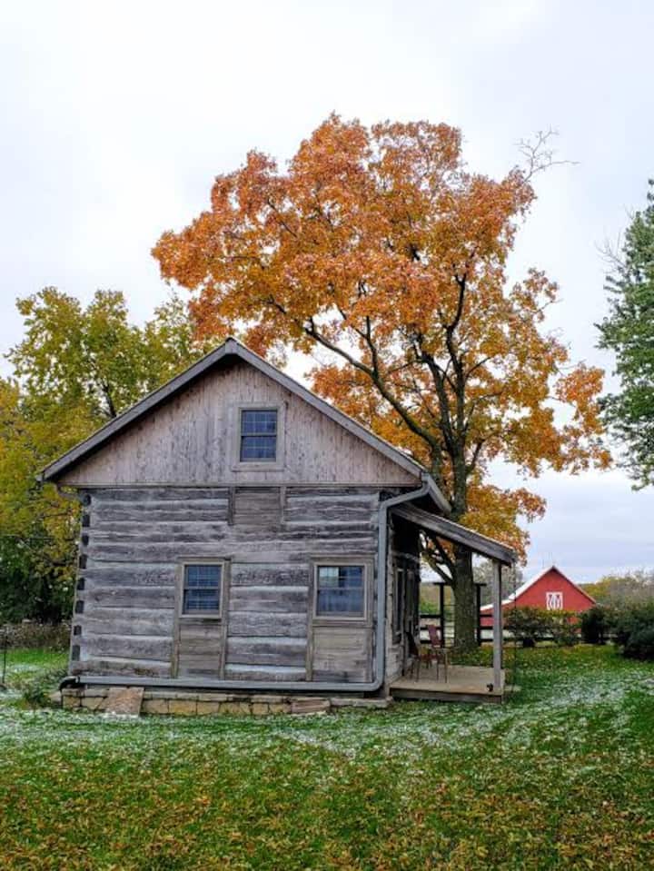 The Heritage Cabin - Smithville, MO