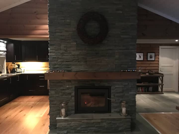 Modern And Spacious Cabin In Stryn - Loen