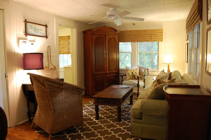 The Ivywood Cottage - Summerville, SC