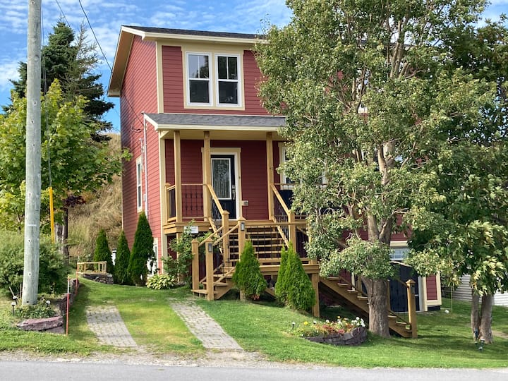 Top Guest Rated Luxury Home - The Crows Nest - Houses for Rent in ...