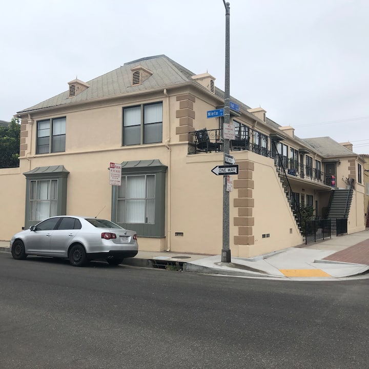 Joya Escondida De Las Costas De Belmont - Long Beach, CA