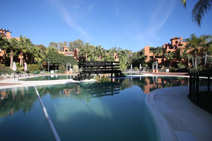Lovely 4 Bedroom Apartment In A Quiet Area - Marbella