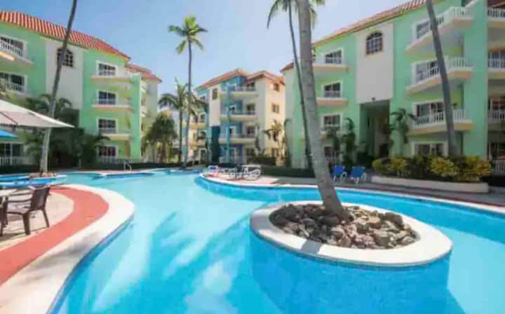 Unbeatable Walkable Location  Beach, Shops & Eats - Punta Cana