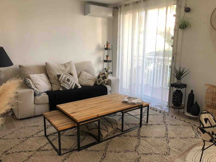 Bel Appart Plein Centre Ville Proche De La Plage - Sainte-Maxime