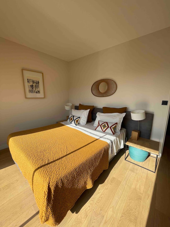 Bel Appartement Au Dernier éTage à 7 Min De Paris - ibis Styles Asnieres Centre