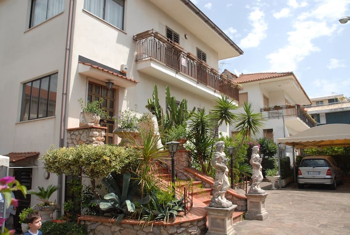 Wohnung Villa Lidia Eg Rechts 4personen - Scauri