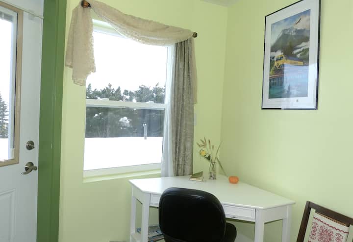 Queen Room W/bay View. Private Entry Private Bath - Homer, AK