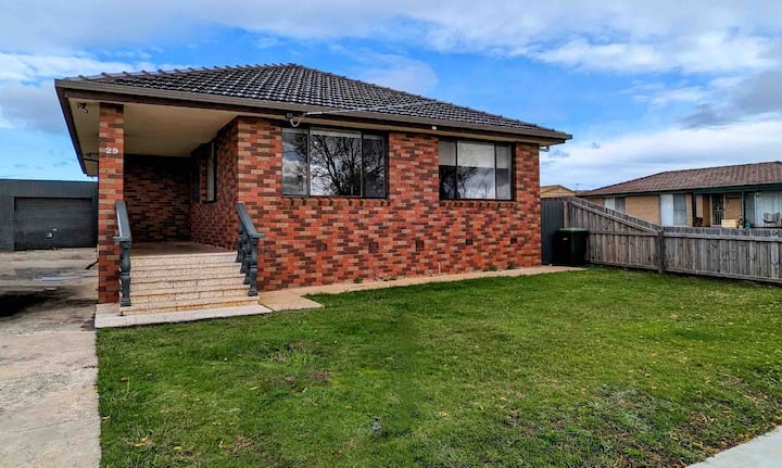 Leonards On Leonard - Portarlington, Australia