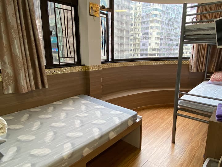 505 四人房，交通方便，位於中心，機場直達，15分鐘步行到西九龍站 - Jordan