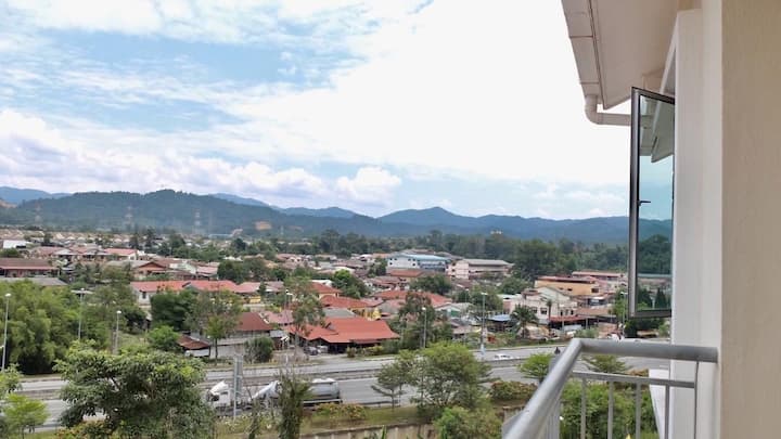 Clean Modern Apartment Senawang.near Lekas Highway - Seremban