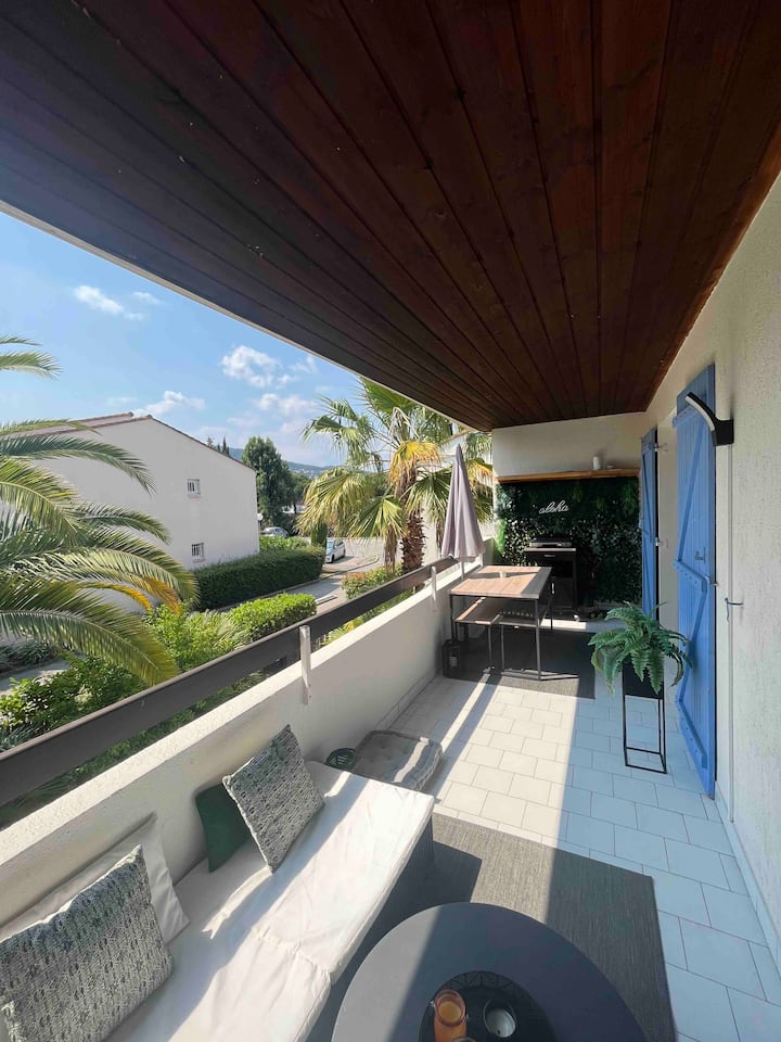 Superbe Appartement Dans Résidence Avec Piscine - Mandelieu-la-Napoule