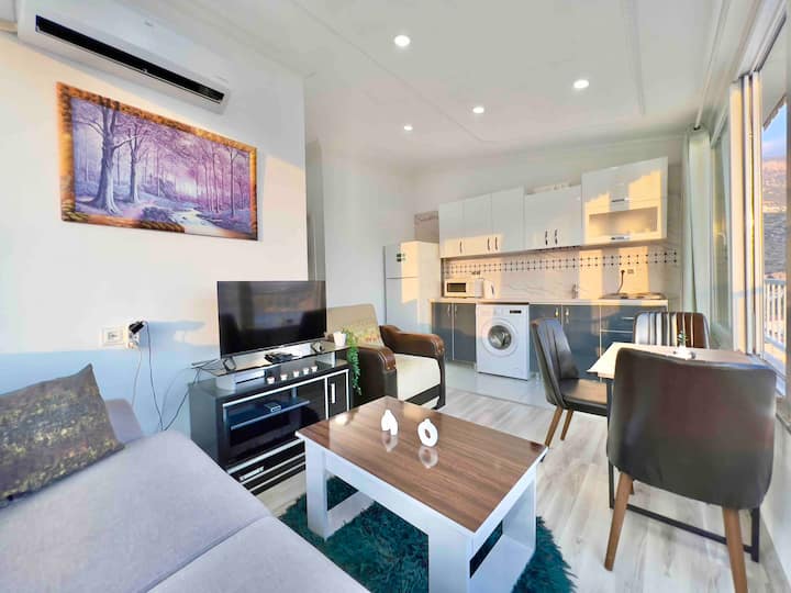 Kalkan Merkezde Deniz Manzaralı ÇAtı Katı Apart - Kalkan