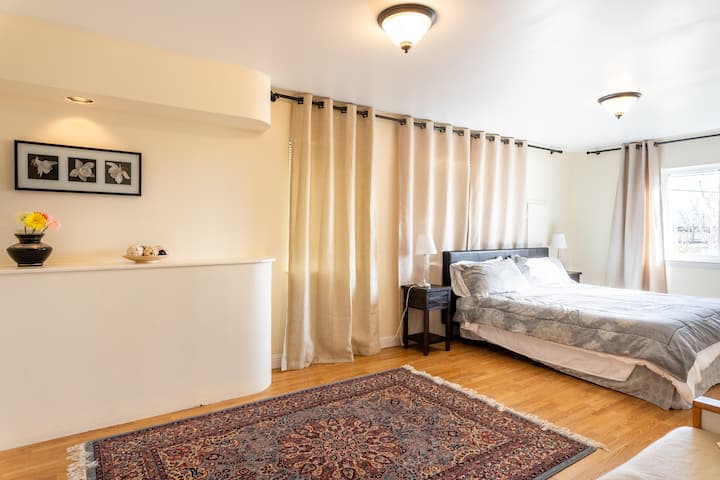 Spacious 2 Br In San Francisco. Views! Parking! - San Francisco, CA