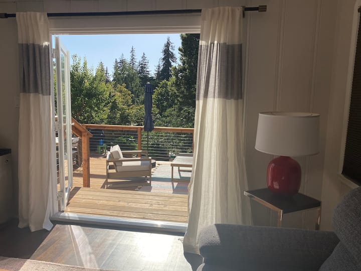Oakland Retreat Within Redwood Heights - Oakland, CA