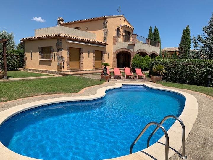 Casa Familiar - Zona Residencial En Campo De Golf - Spanien